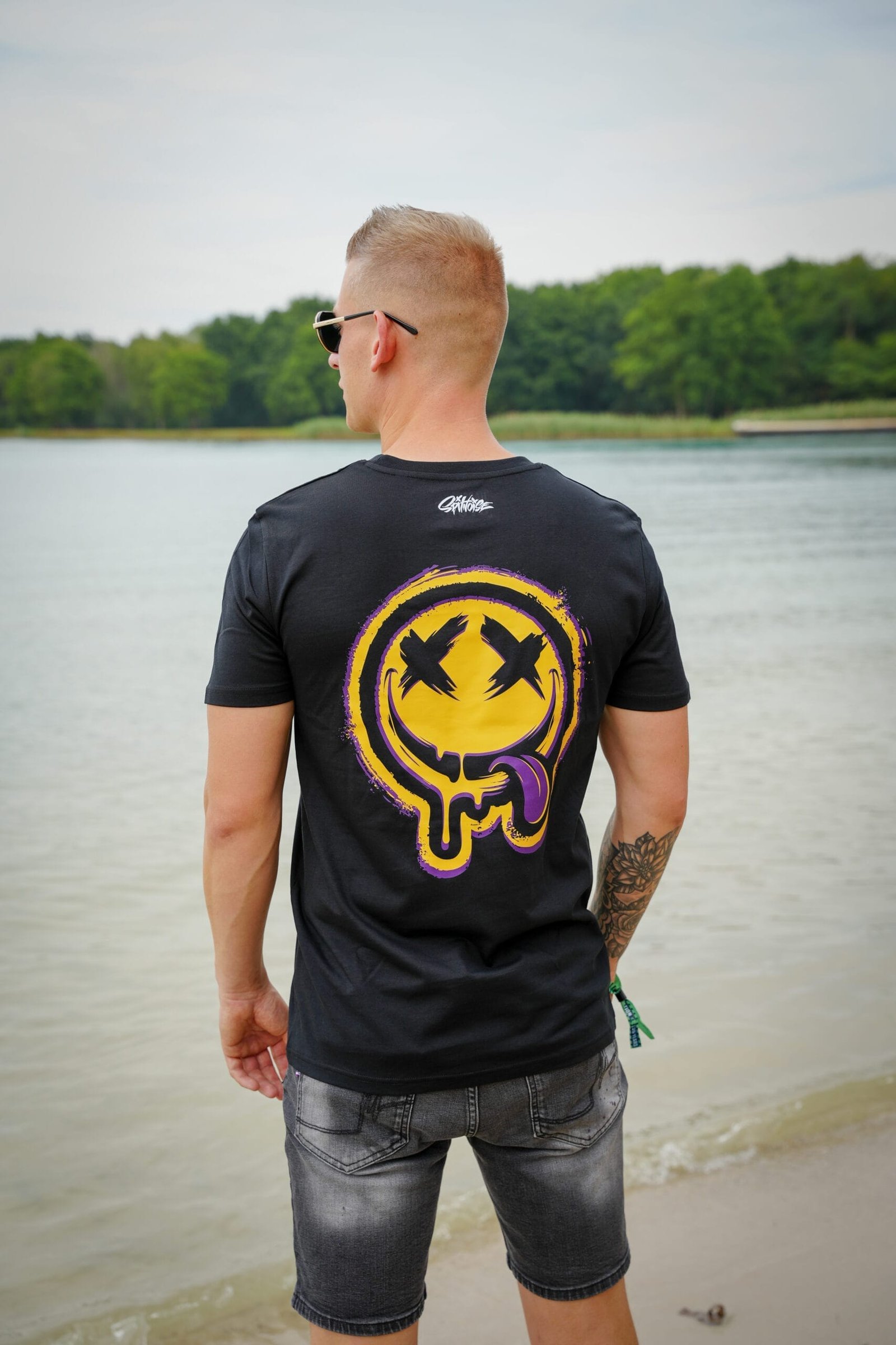 SPITNOISE I SMILEY SHIRT – Hard Dance Store